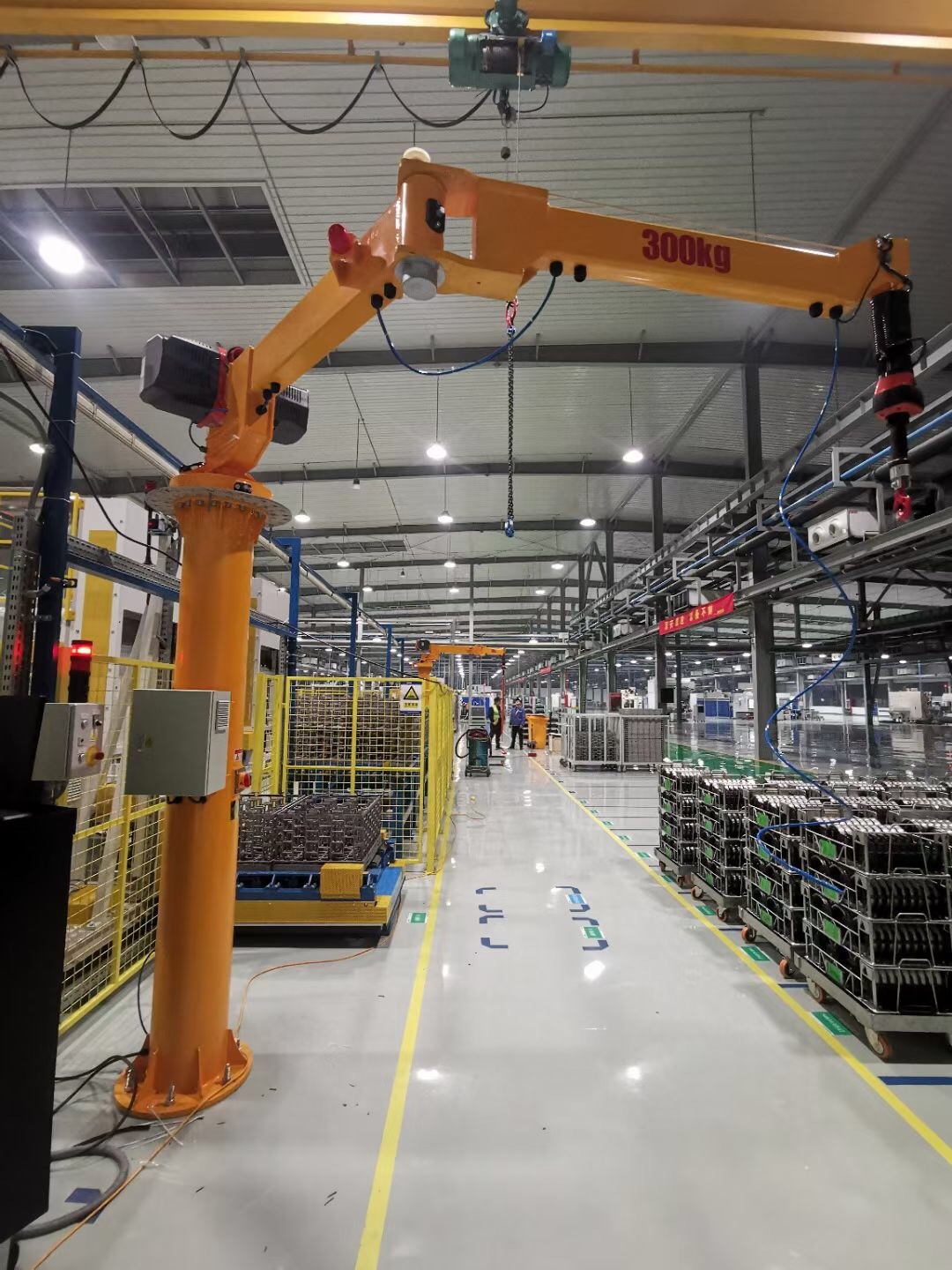 Column-Mounted Jib Crane with Intelligent Hoist in the Lithium Battery Industry