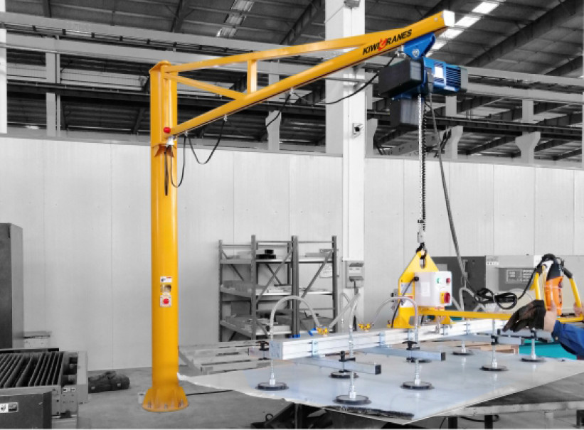 Free Standing Manual Jib Crane Slewing Jib 500kg With Electric Hoist