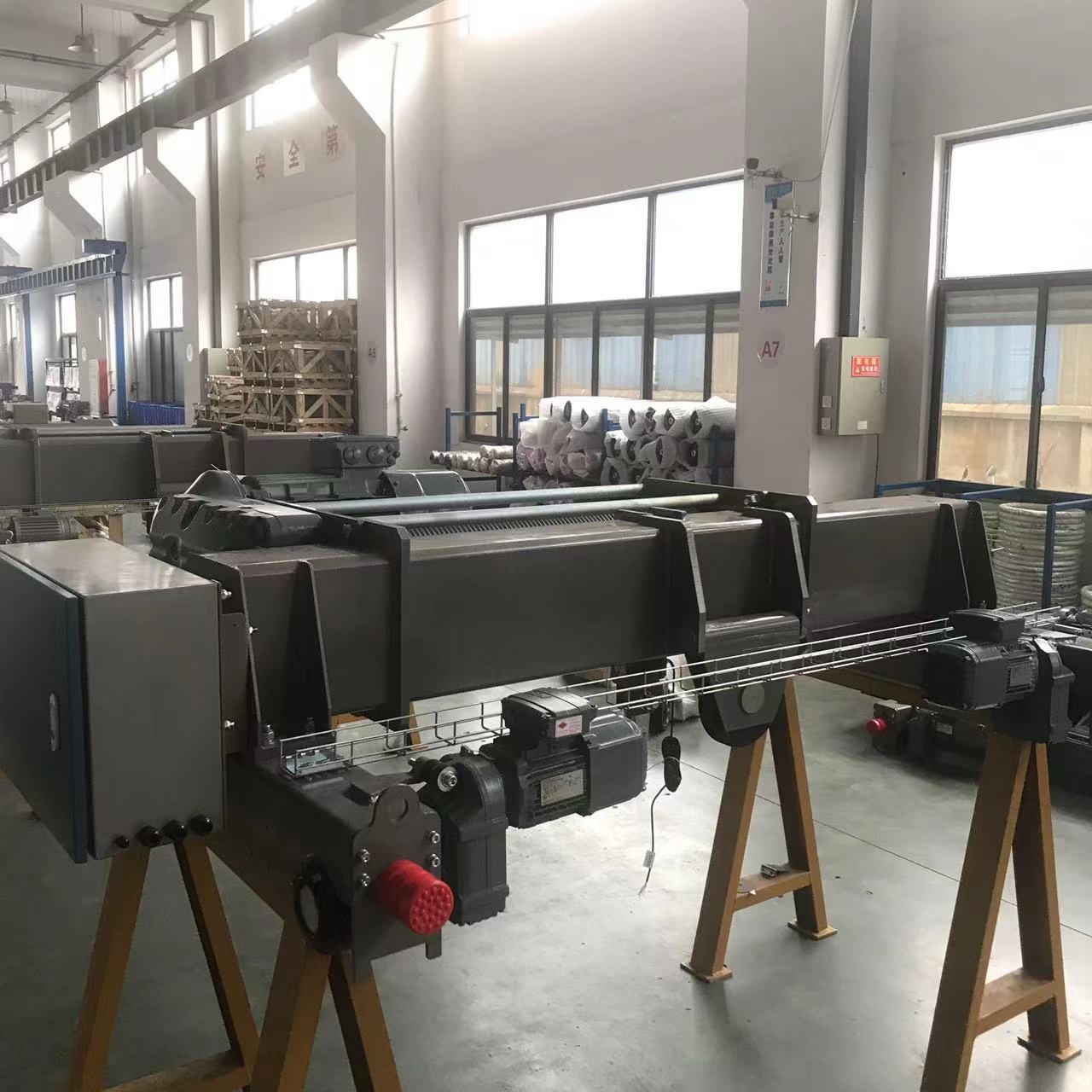 16 Ton Factory Double Girder Electric Wire Rope Hoist Radio Remote Control